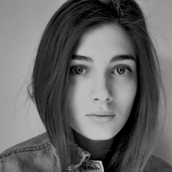 Alex Jade Actress 60 Photos - Moonagedaydream.film